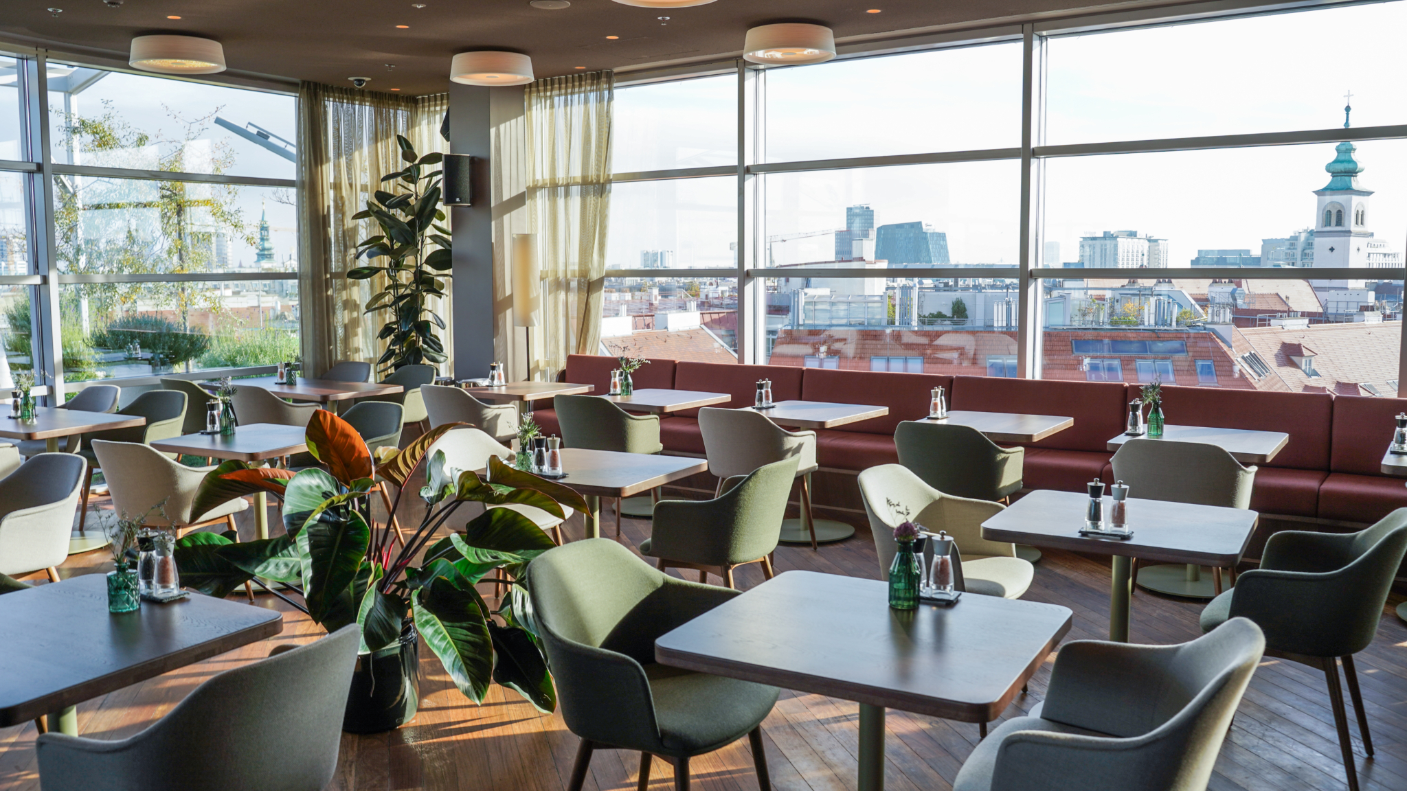 Sky - SKY Cafe Restaurant BAR & ROOFGARDEN
